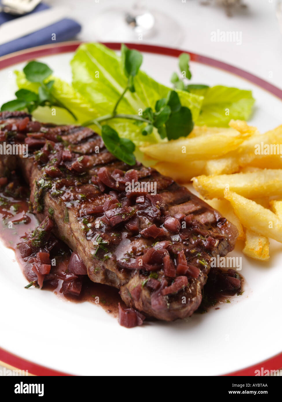 Single serving sirloin steak chips hi-res stock photography and images ...