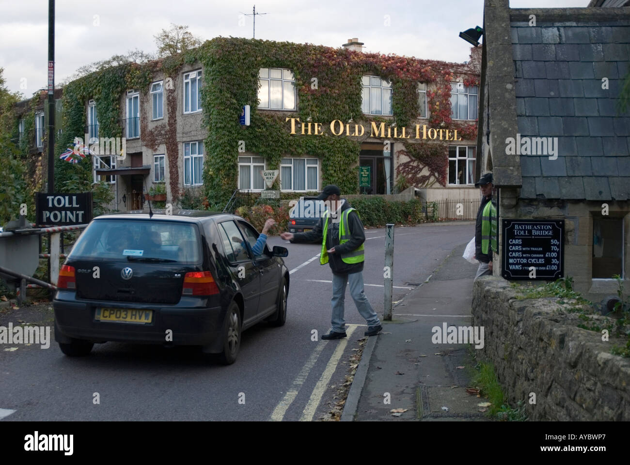 Bathampton toll bridge hi-res stock photography and images - Alamy