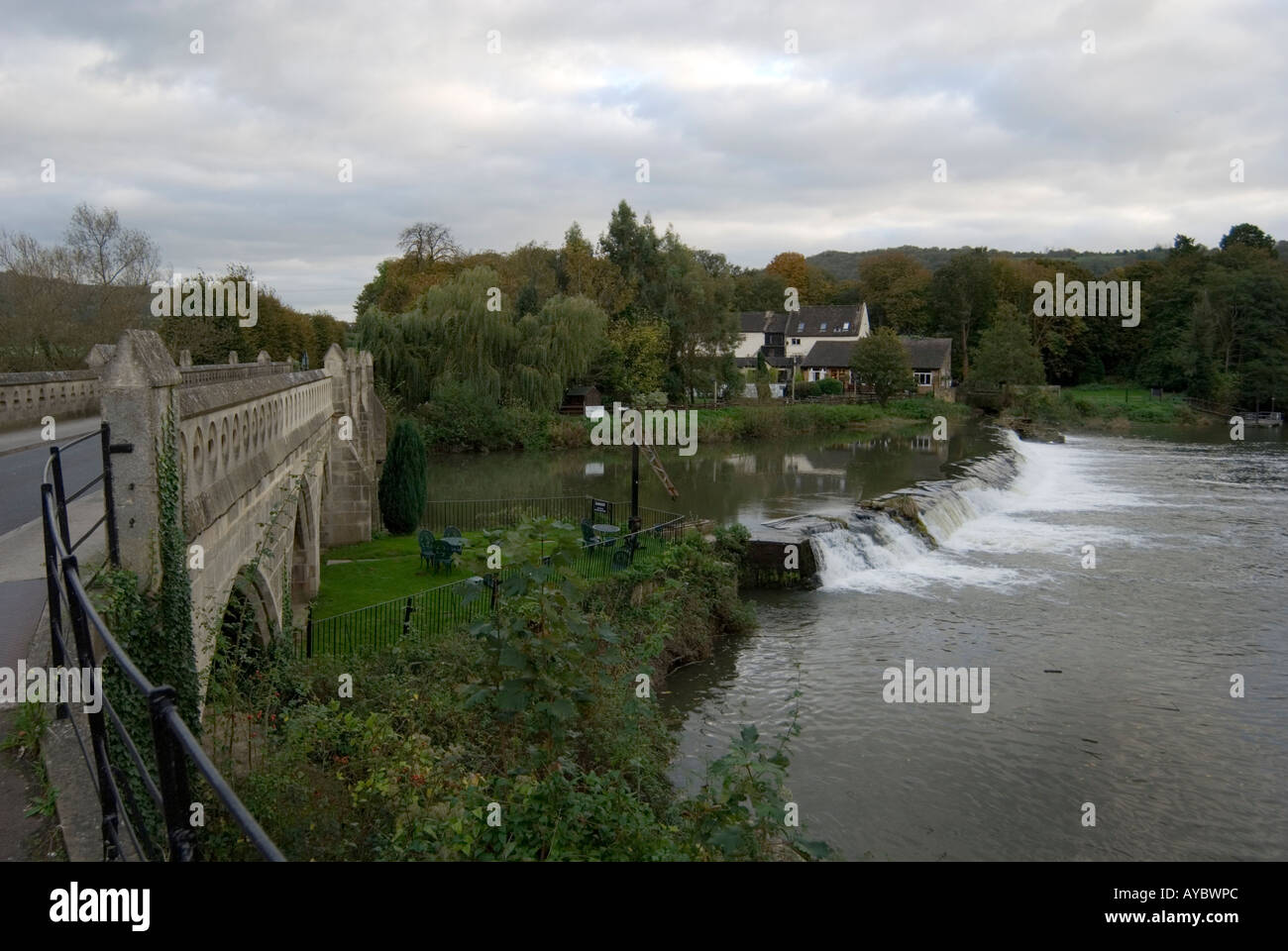 Bathampton toll bridge hi-res stock photography and images - Alamy