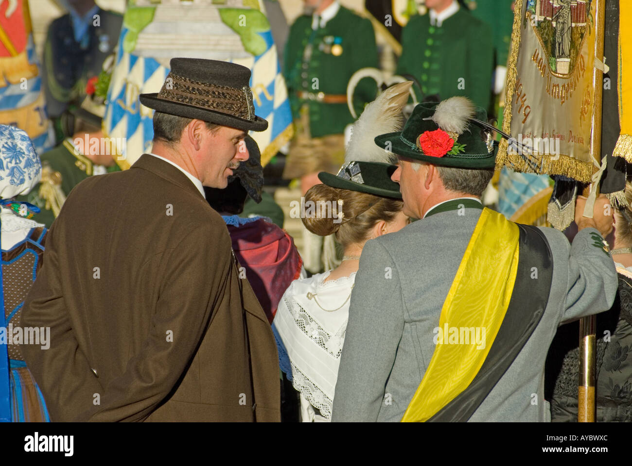 Traditional costume munich hi-res stock photography and images - Alamy