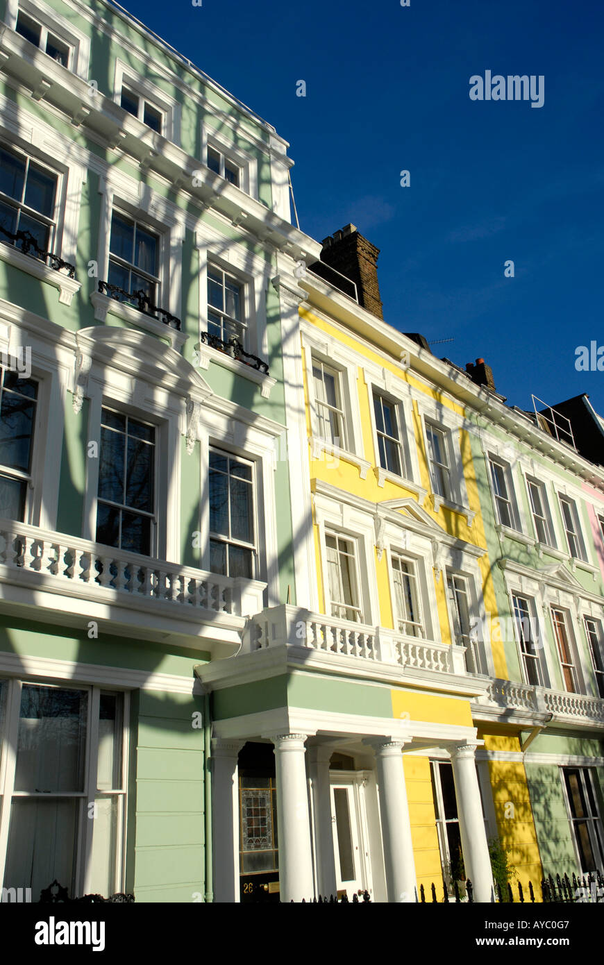 Houses chalcot square hi-res stock photography and images - Alamy