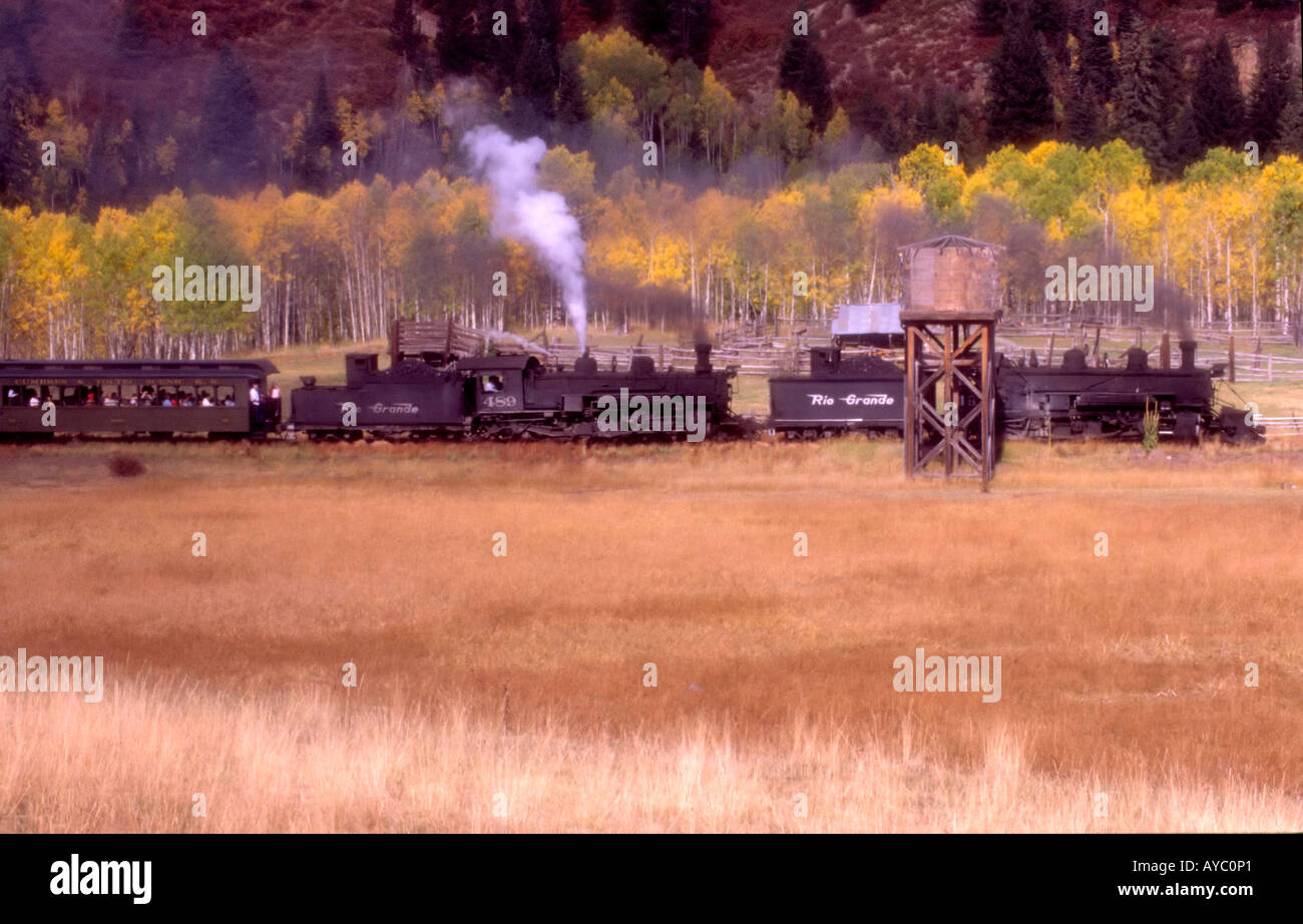 Steam locomotive chugging hi-res stock photography and images - Alamy