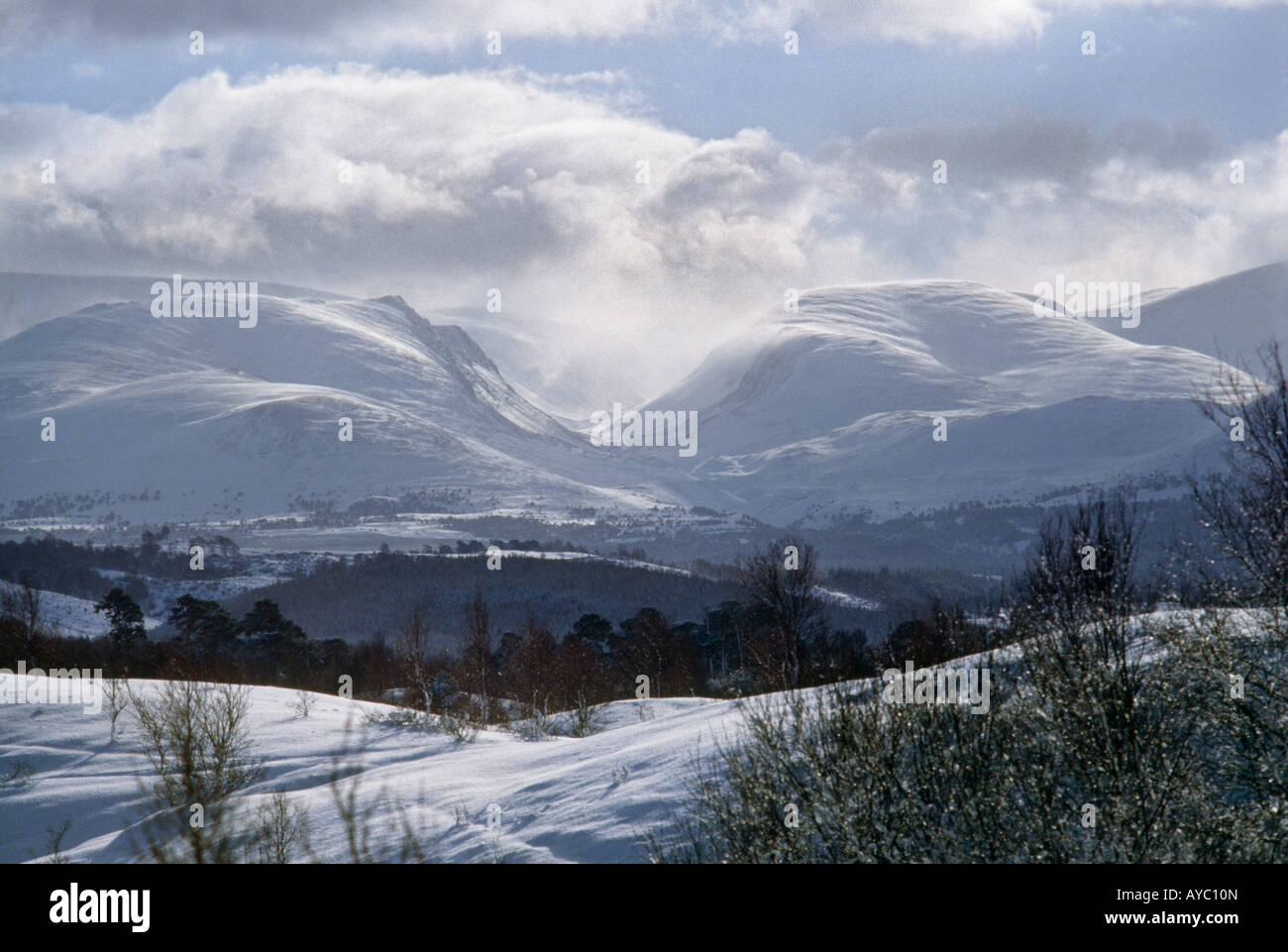 Lairig ghru mountain pass hi-res stock photography and images - Alamy
