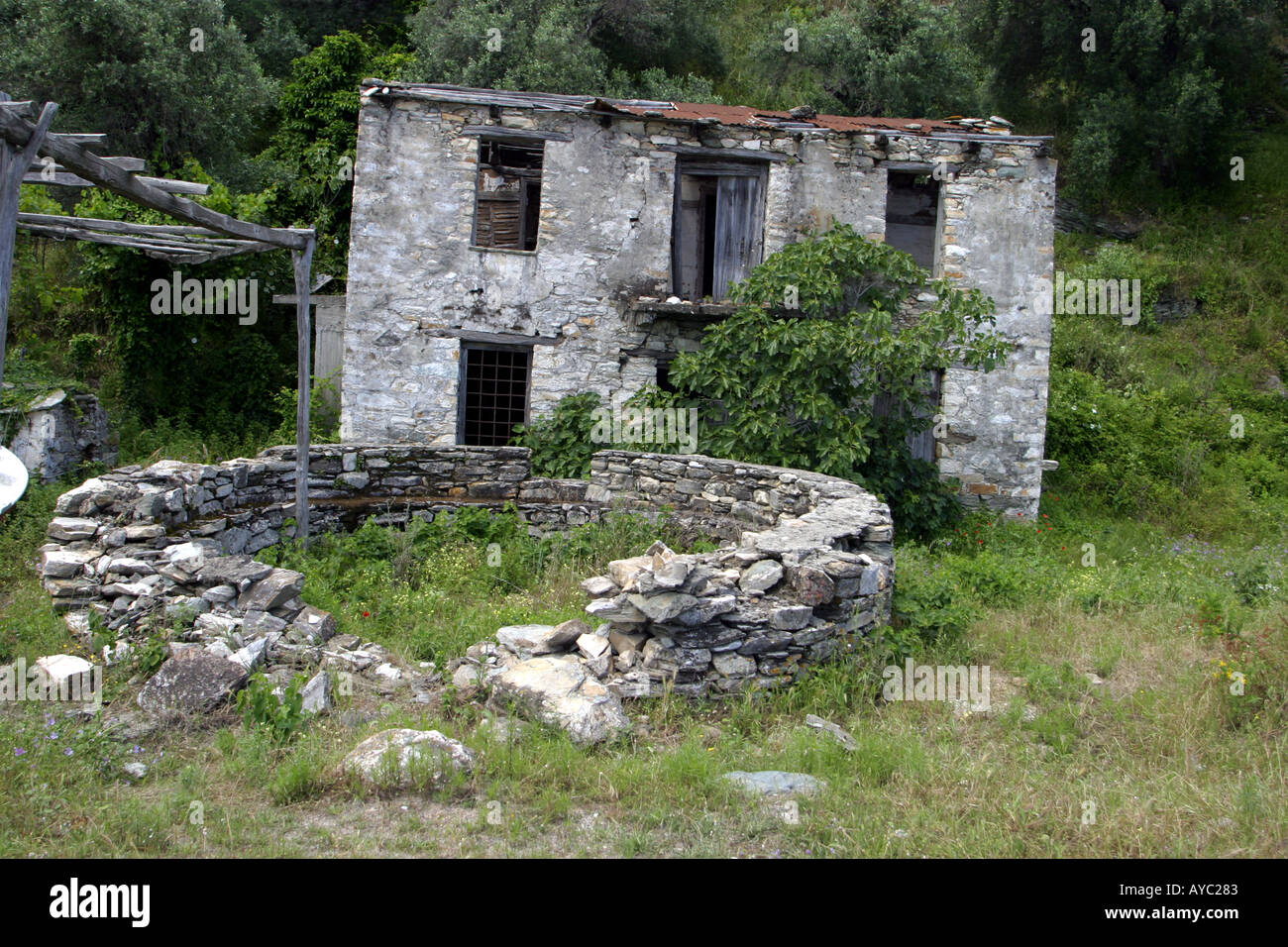 Traditional old house Pilio Greece Stock Photo - Alamy