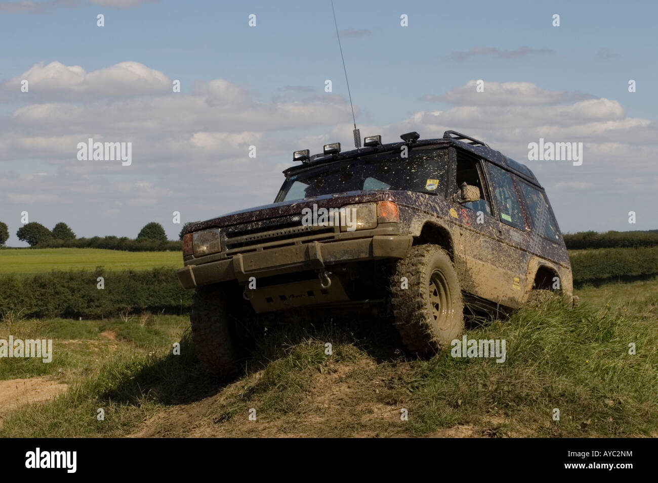 Landrover discovery offroading hi-res stock photography and images - Alamy
