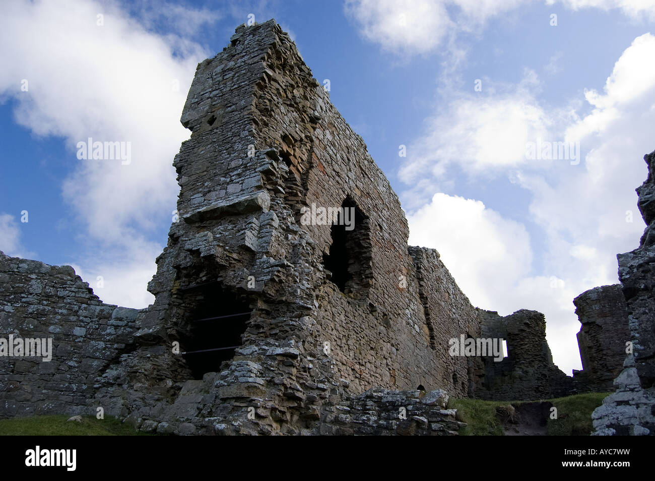 The inside of Duffus Castle, Scotland Stock Photo - Alamy