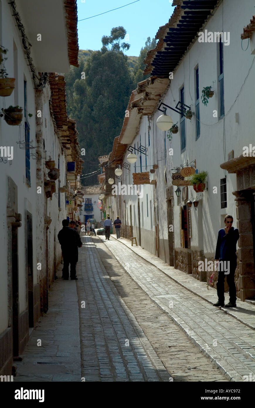 Long Narrow Street in Cuzco Peru Stock Photo - Alamy