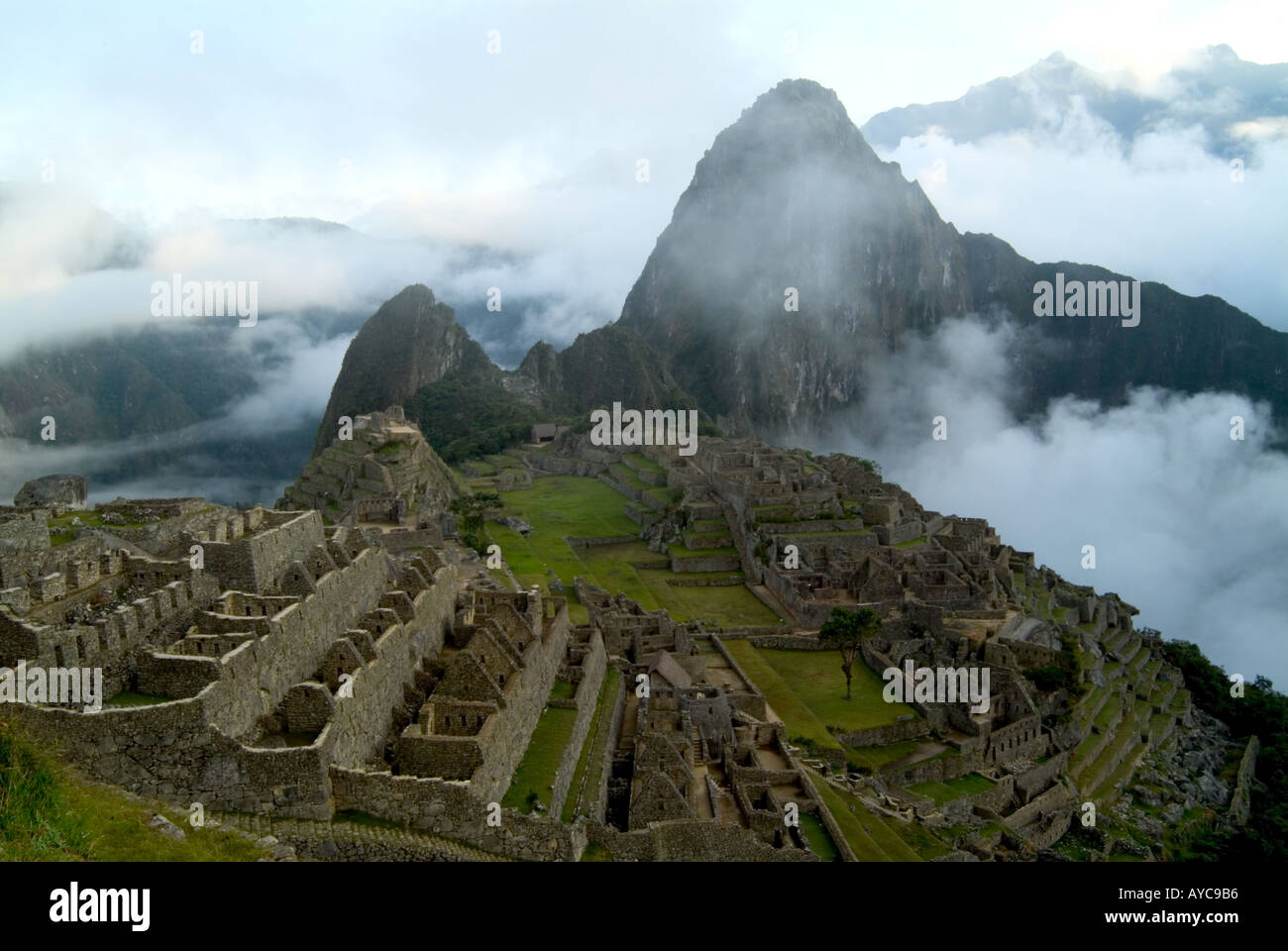 Machu Picchu Lost City of the Incas Stock Photo - Alamy