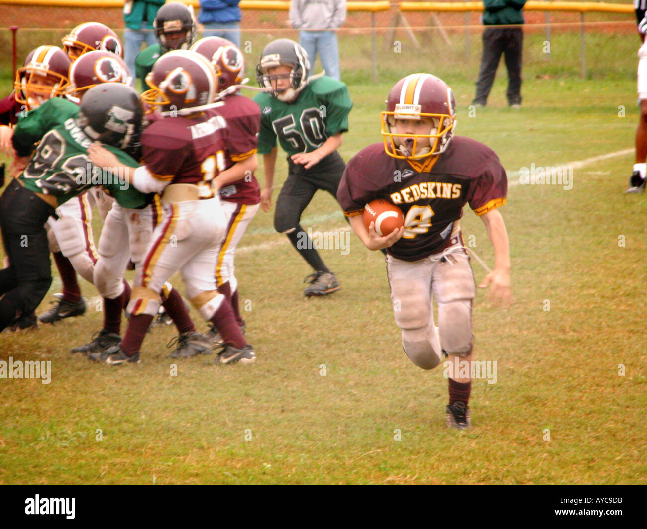 Kids in sports uniforms hi-res stock photography and images - Alamy