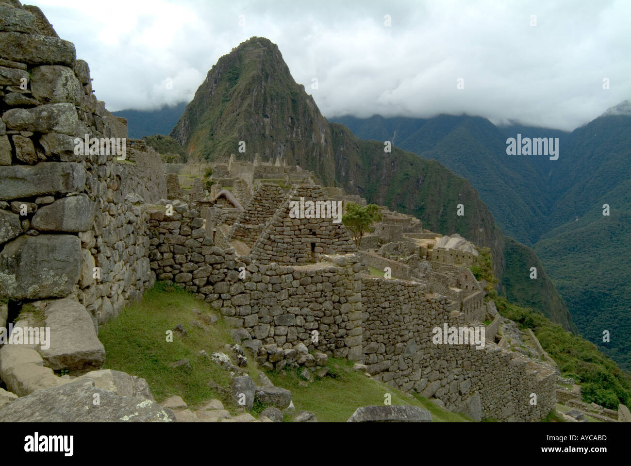 Machu Picchu Lost City of the Incas Stock Photo - Alamy