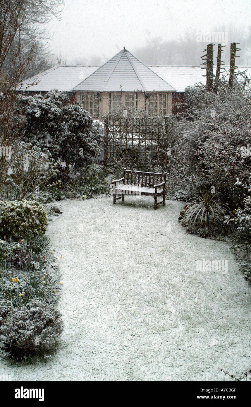 Winter Snow Scene England UK Gloomy Outlook in an English Garden Stock ...