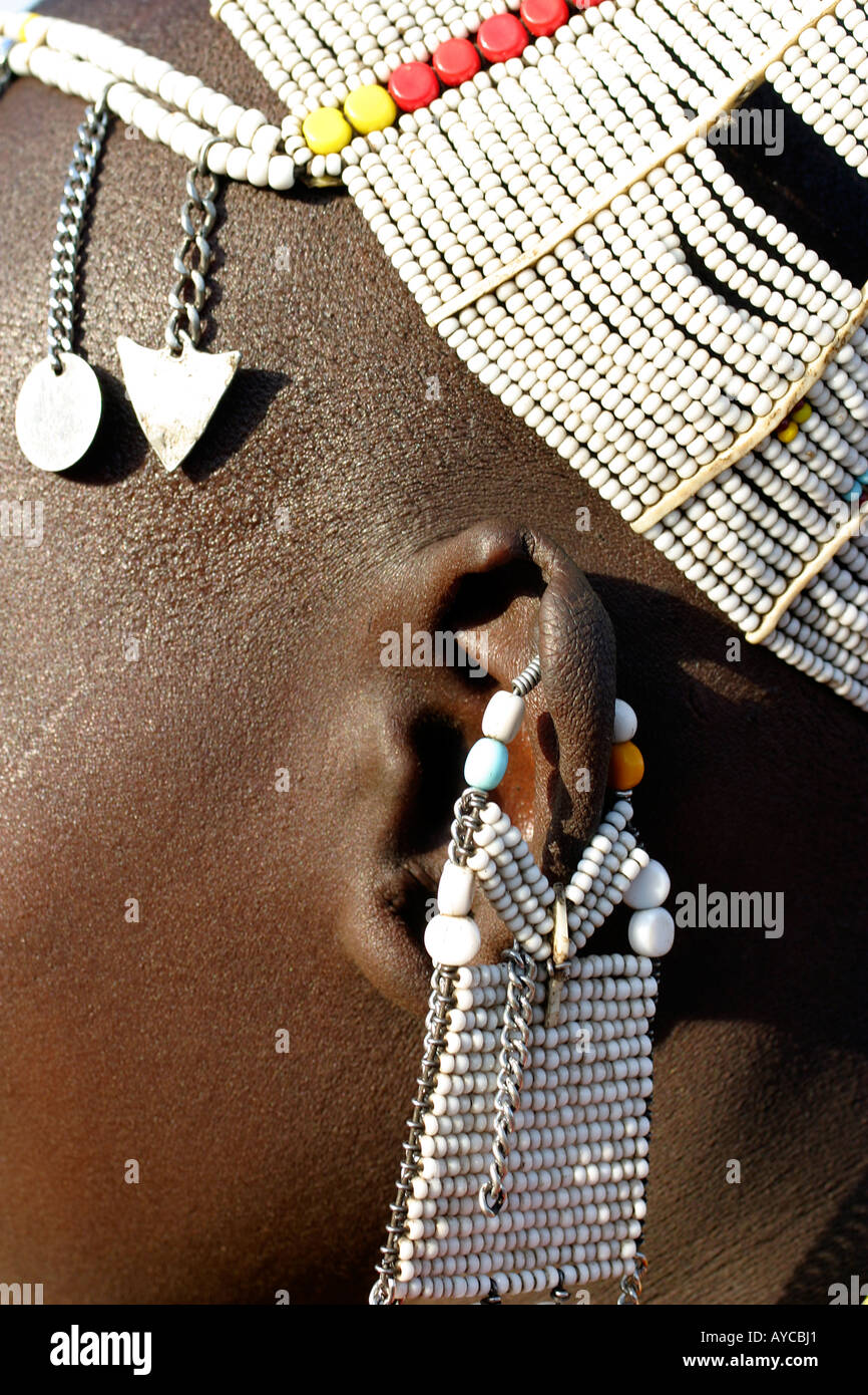 Masai beadwork hi-res stock photography and images - Alamy