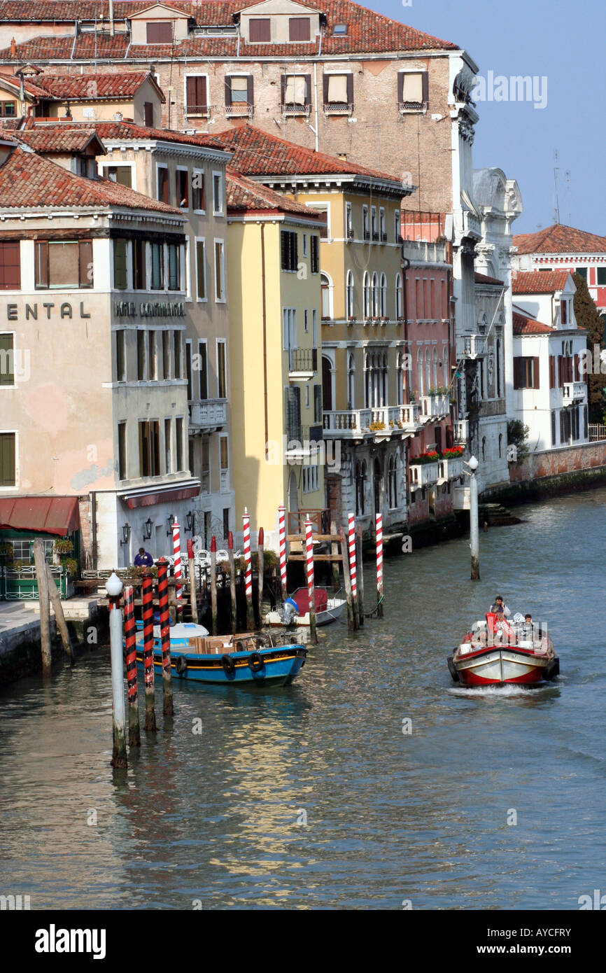 Barge italy hi-res stock photography and images - Alamy