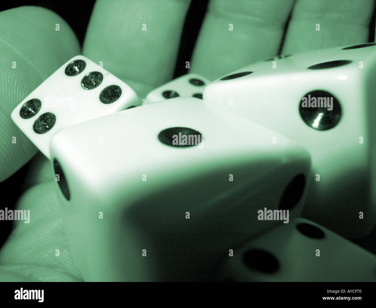 Hand rolling die dice hi-res stock photography and images - Alamy