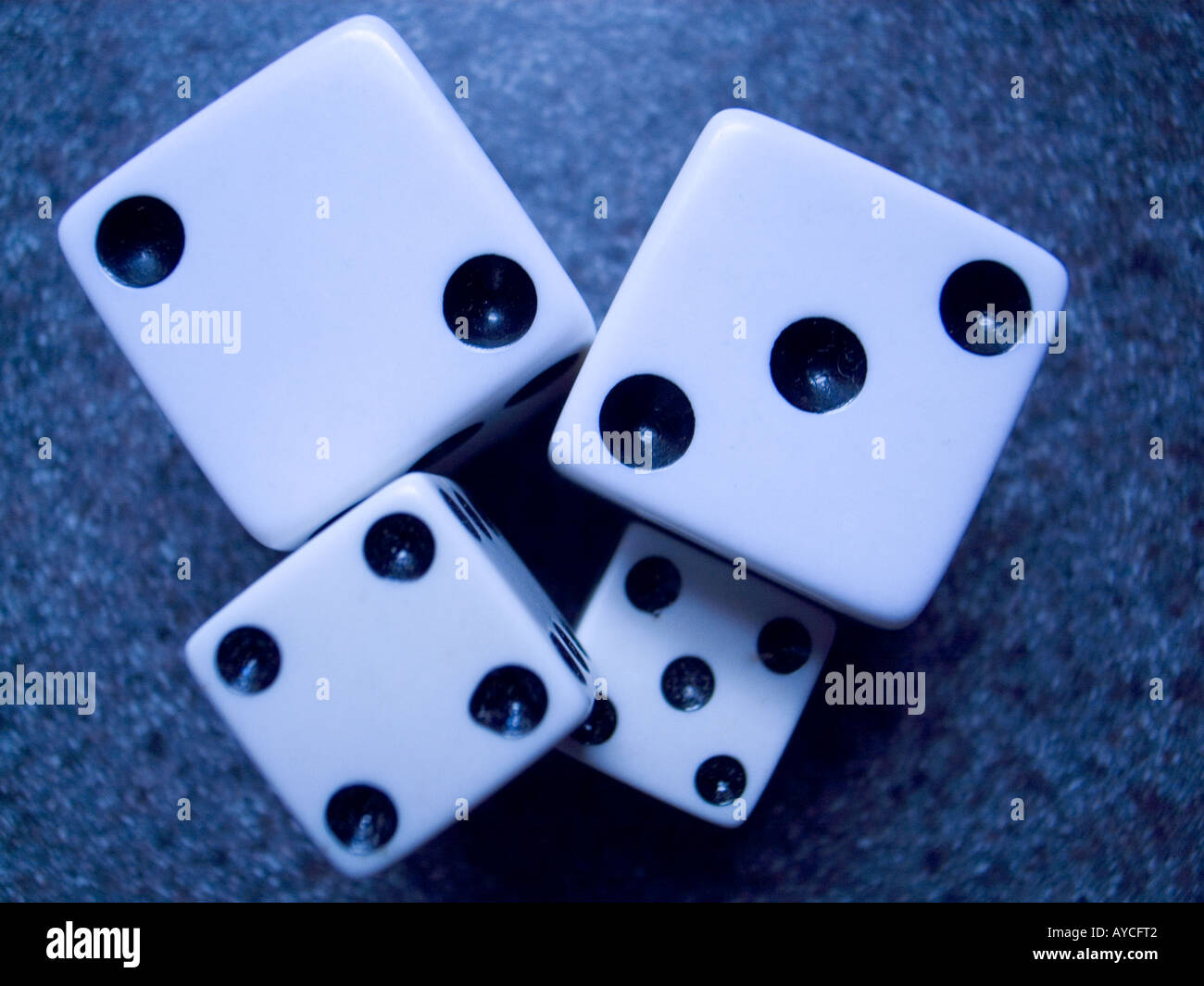 Dice graphics hi-res stock photography and images - Alamy