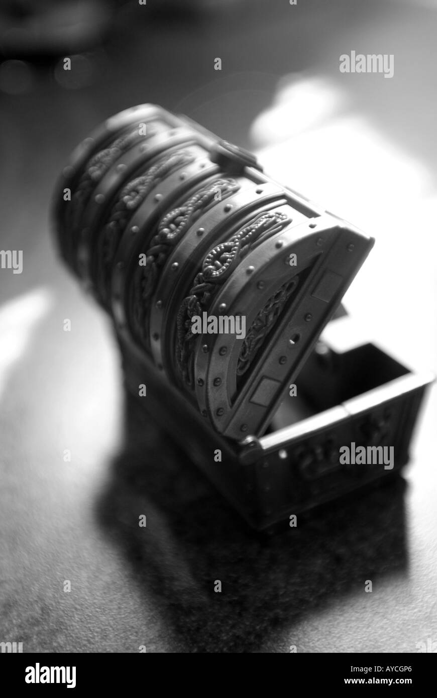 A small toy treasure chest Stock Photo - Alamy