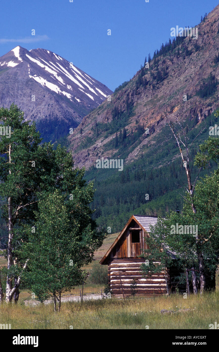 Cabin in ghost town of Capitol City, Alpine Loop Scenic Byway, San Juan ...