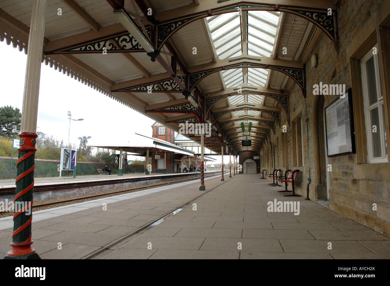 Wrexham train station hi-res stock photography and images - Alamy