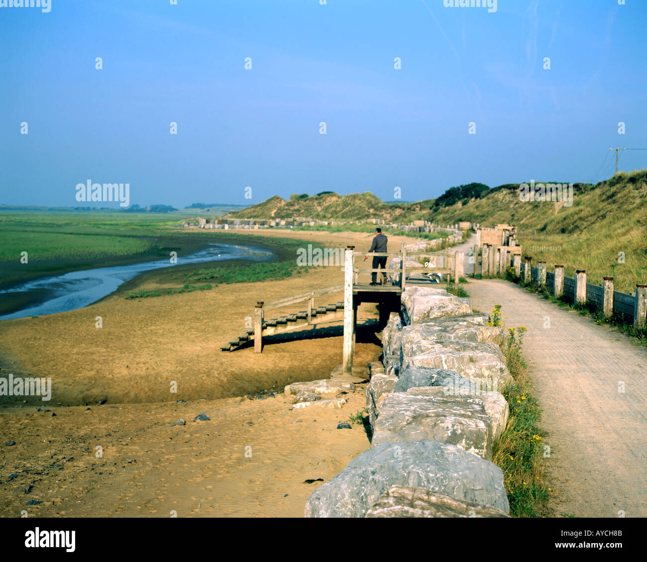 Cefn sidan beach wales hi-res stock photography and images - Alamy