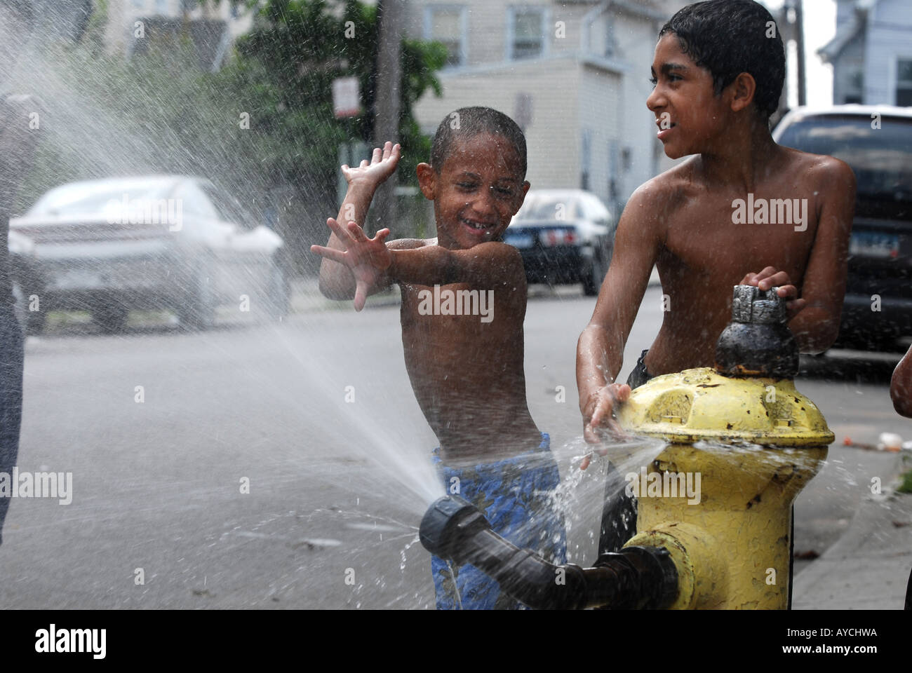 Children cooling off hi-res stock photography and images - Alamy
