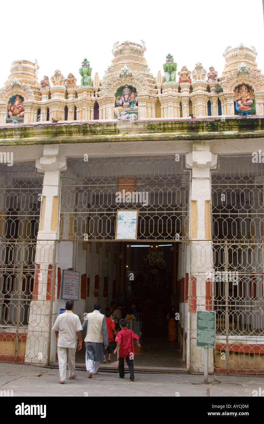 Bull temple bangalore hi-res stock photography and images - Alamy