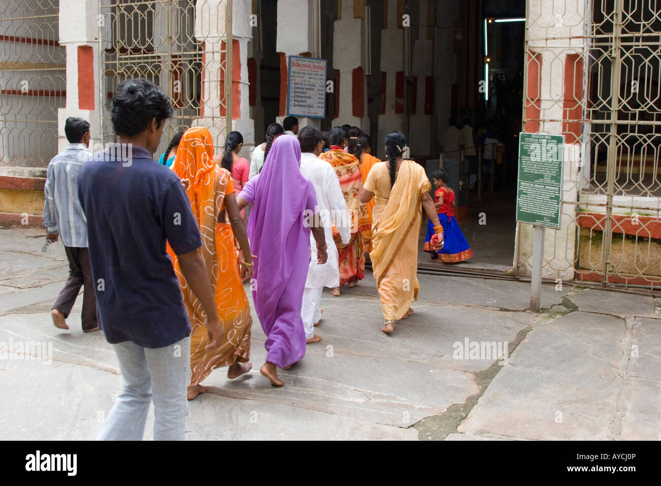 Bull temple bangalore hi-res stock photography and images - Alamy