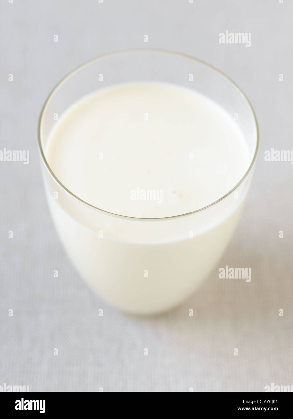 Unpasteurised milk hi-res stock photography and images - Alamy