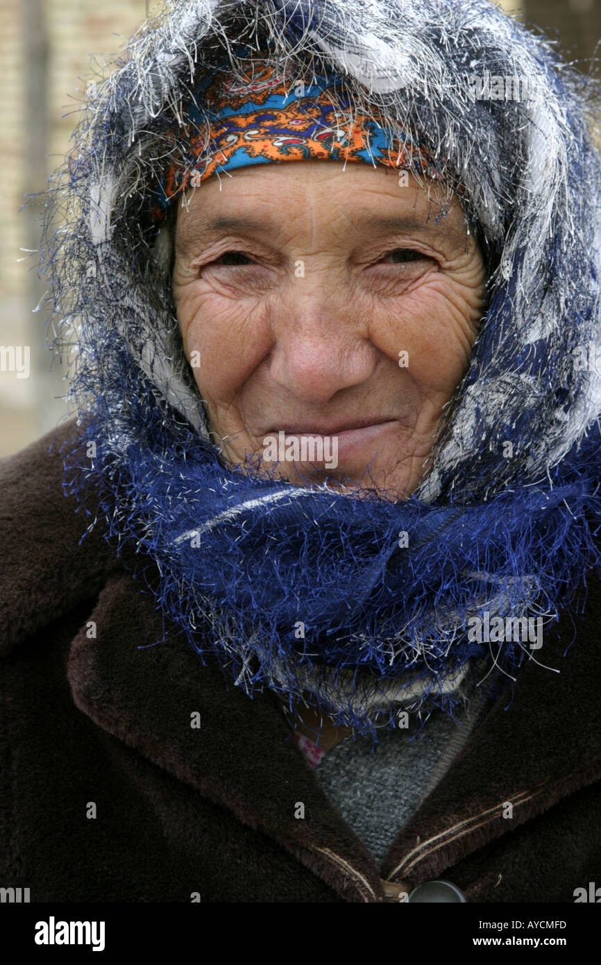 Uzbek hat hi-res stock photography and images - Alamy