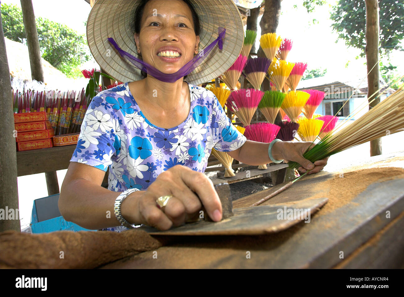Vietnamese handmade incense sticks hi-res stock photography and images ...