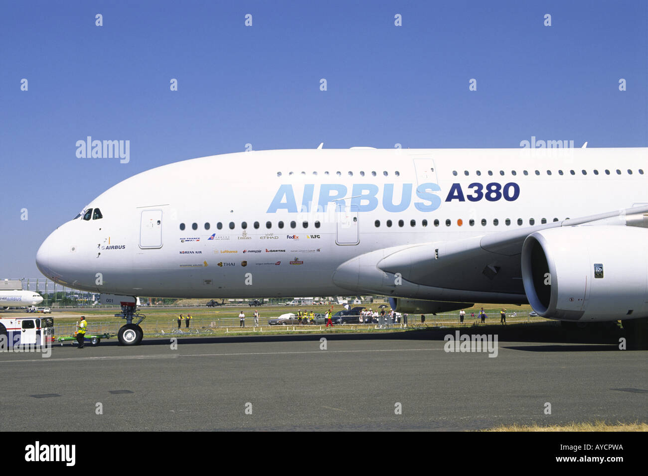 Worlds largest civil aircraft airbus hi-res stock photography and ...