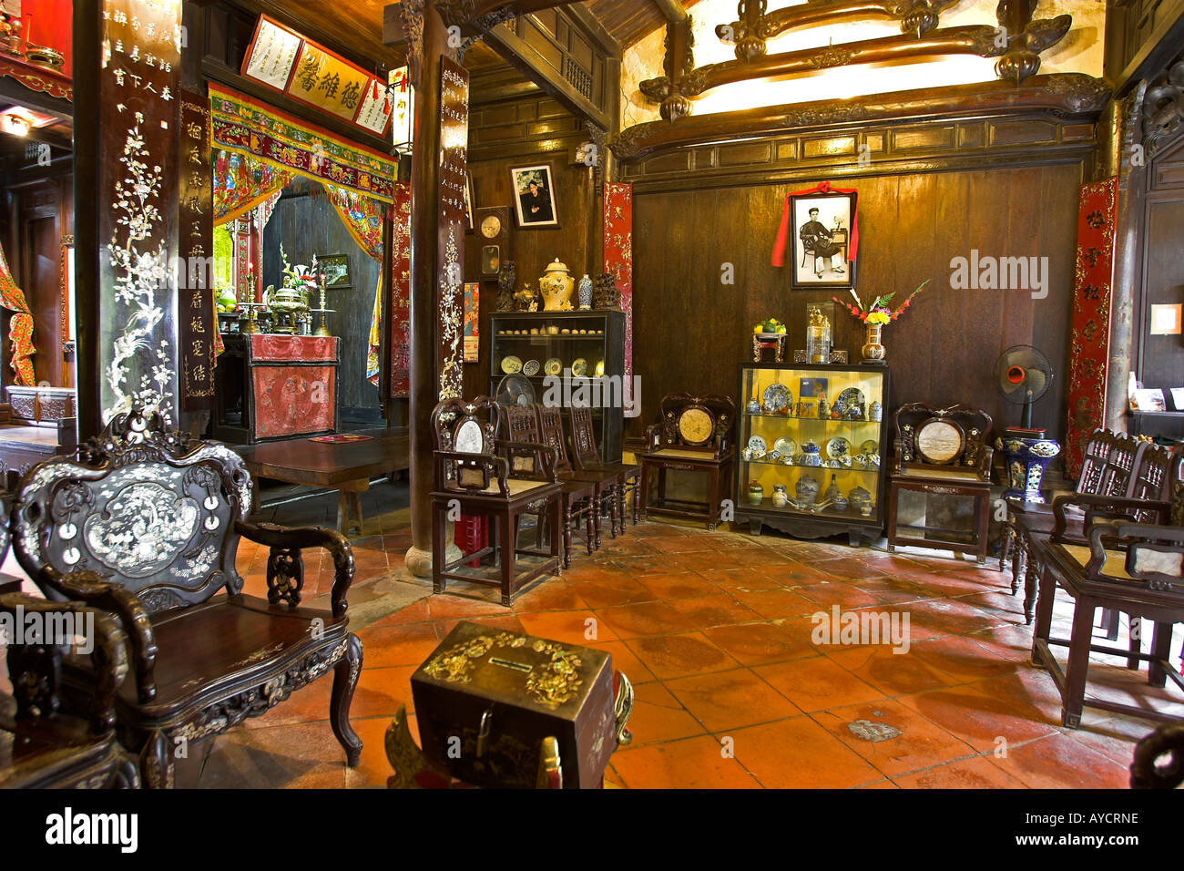 Tan Ky 19th century merchant house elaborate interior Hoi An historic ...