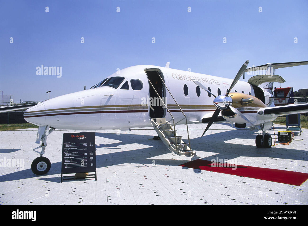 Beechcraft 1900 hi-res stock photography and images - Alamy