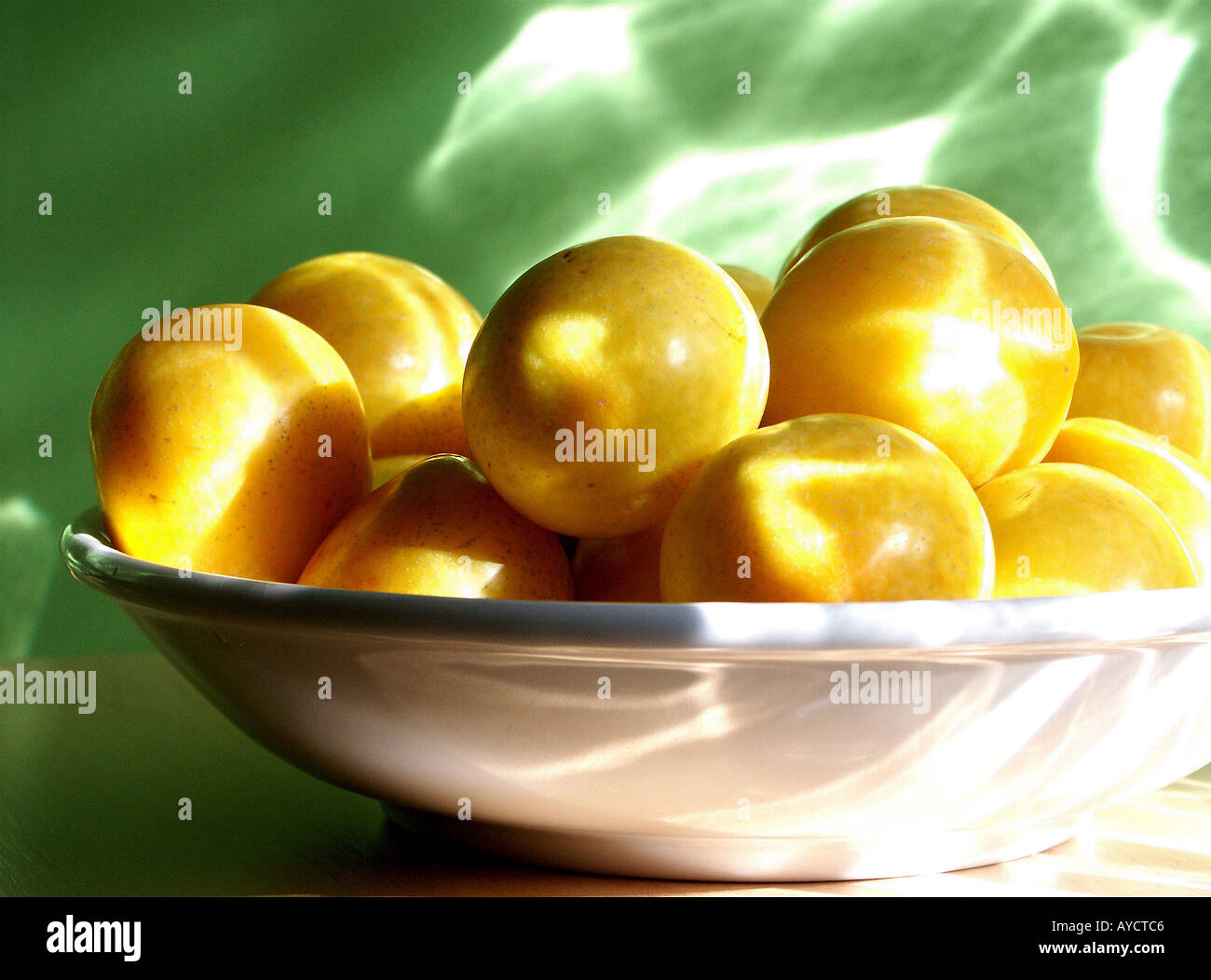 Meringue cream plums hi-res stock photography and images - Alamy
