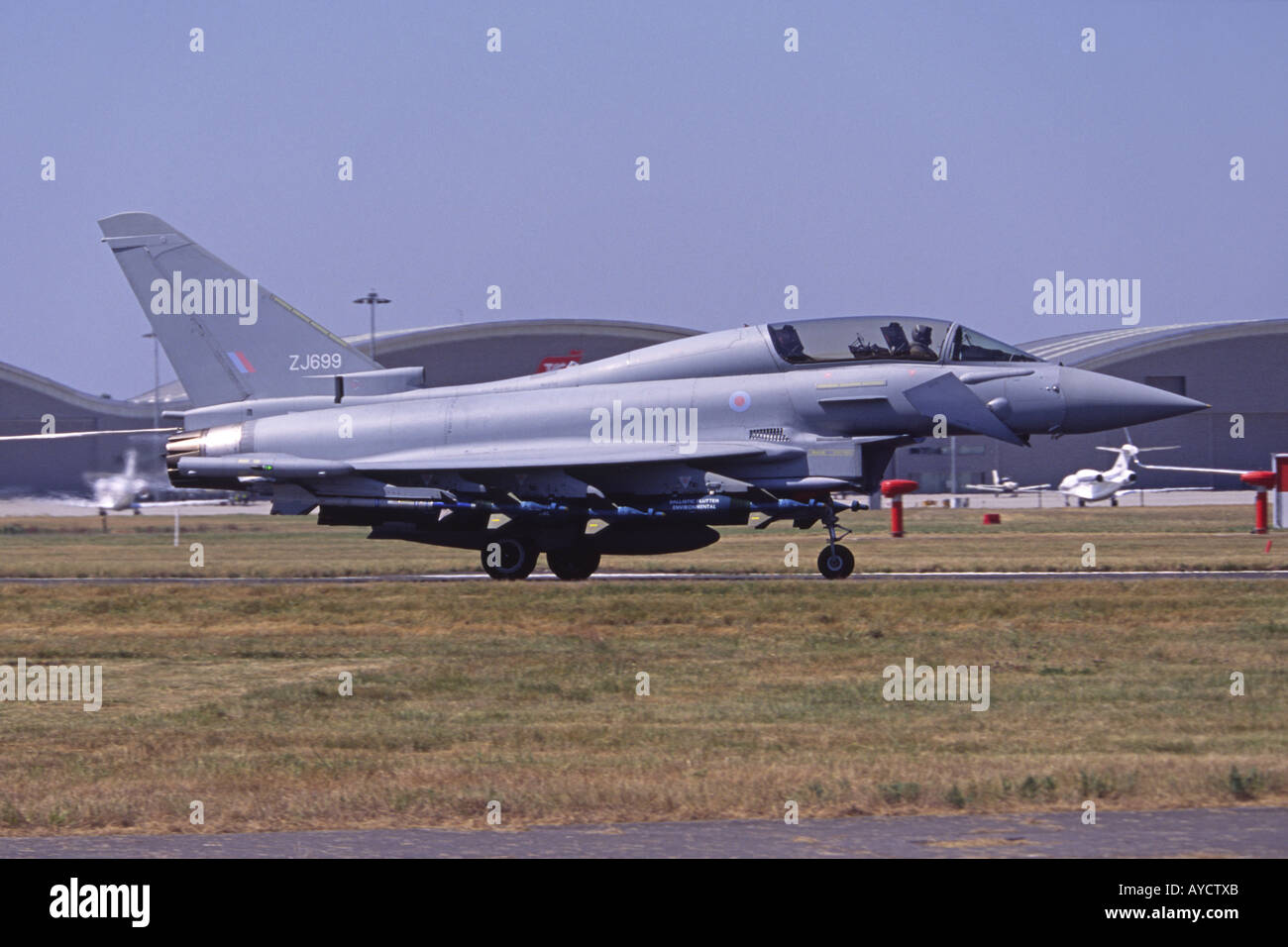 Raf eurofighter typhoon t1 hi-res stock photography and images - Alamy