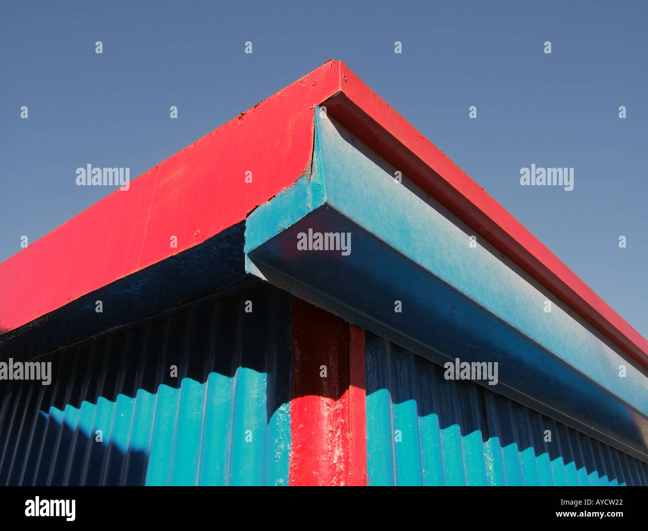 colourful beach hut Stock Photo - Alamy
