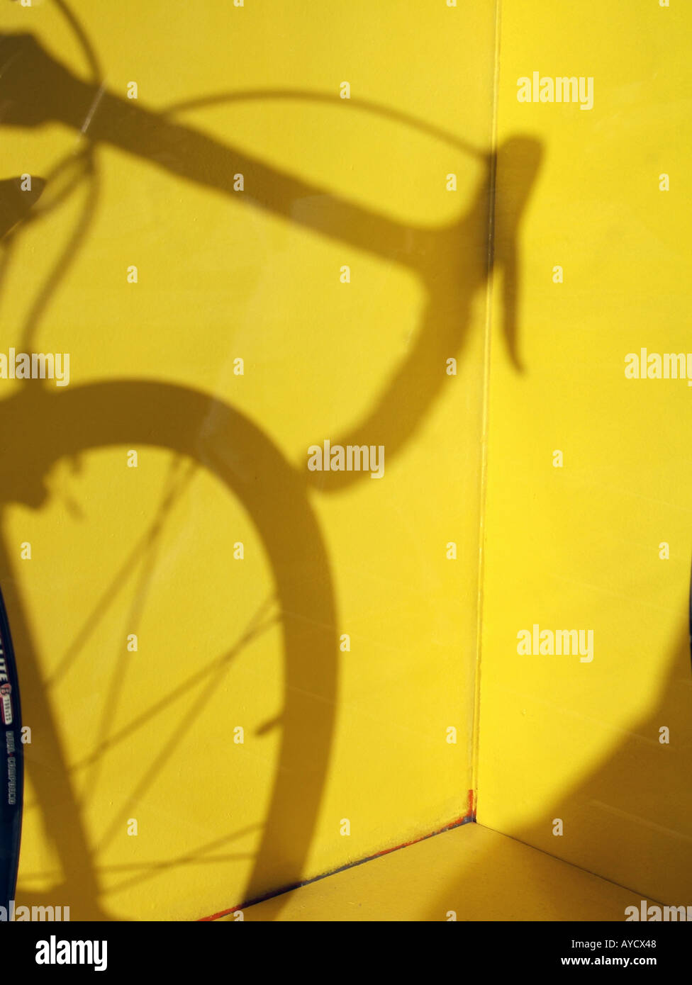 bike shadow on wall Stock Photo - Alamy