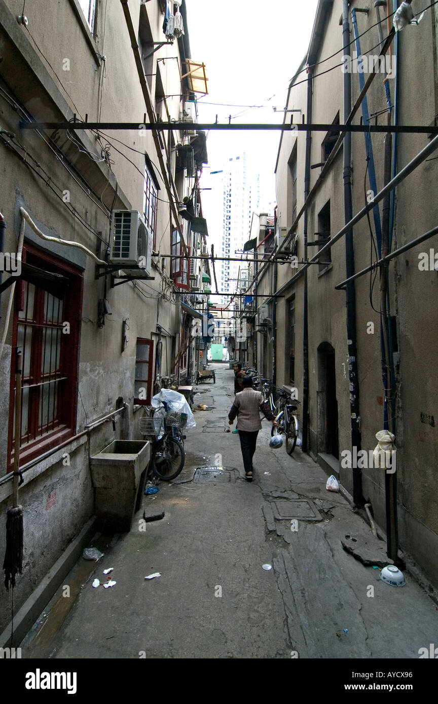 Street scene in a shikumen, Shanghai’s typical traditional ...