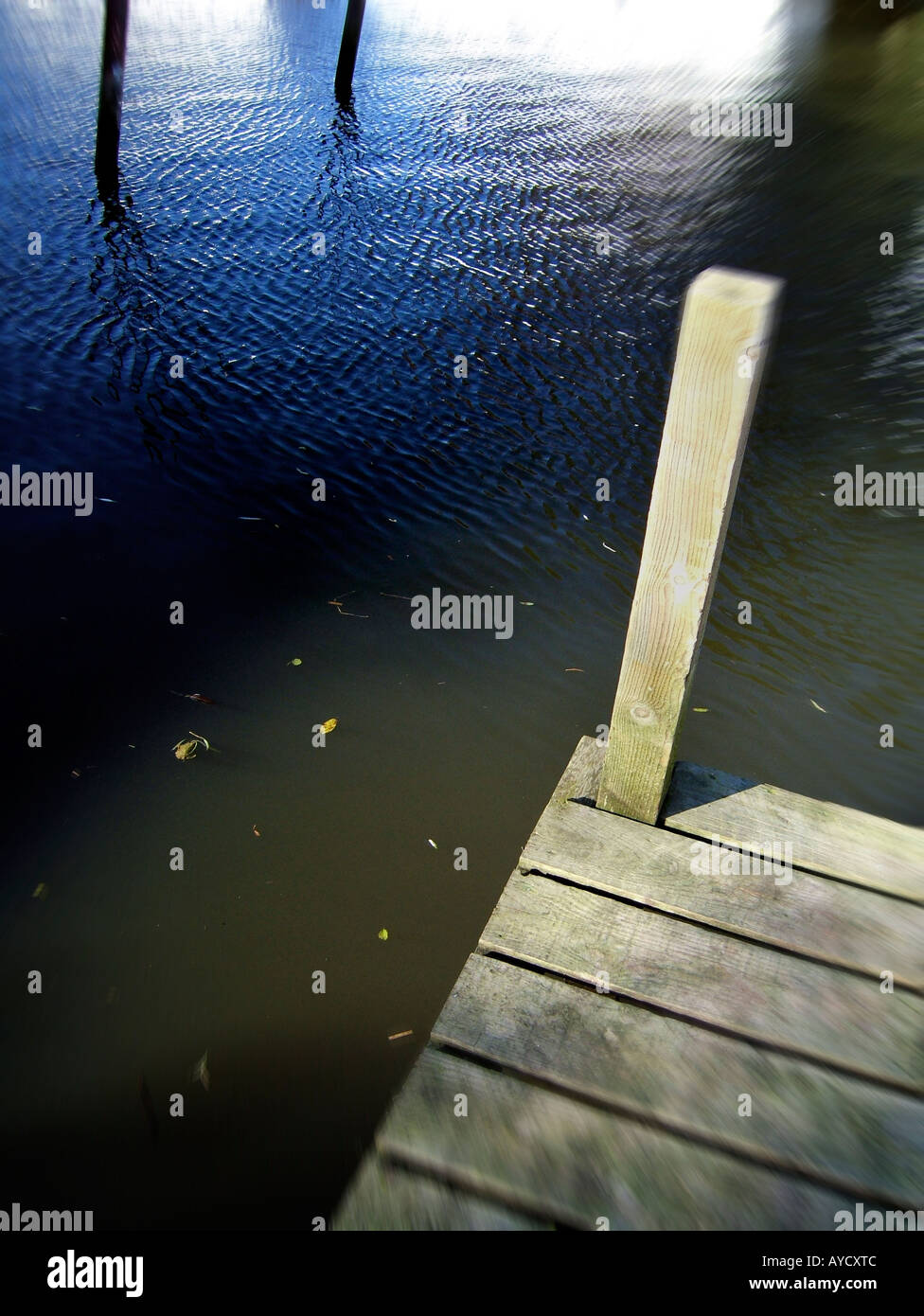 Wooden mooring staging hi-res stock photography and images - Alamy