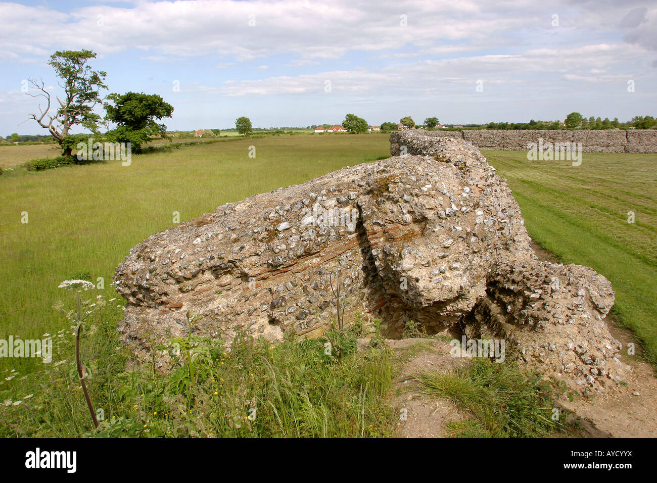 UK Norfolk Broads Burgh Castle Garionnonum Roman Fort Wall Stock Photo ...