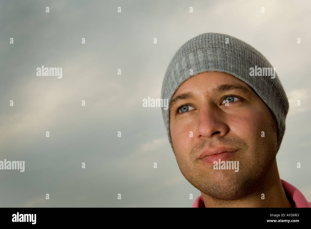 Man in bobble hat hi-res stock photography and images - Alamy