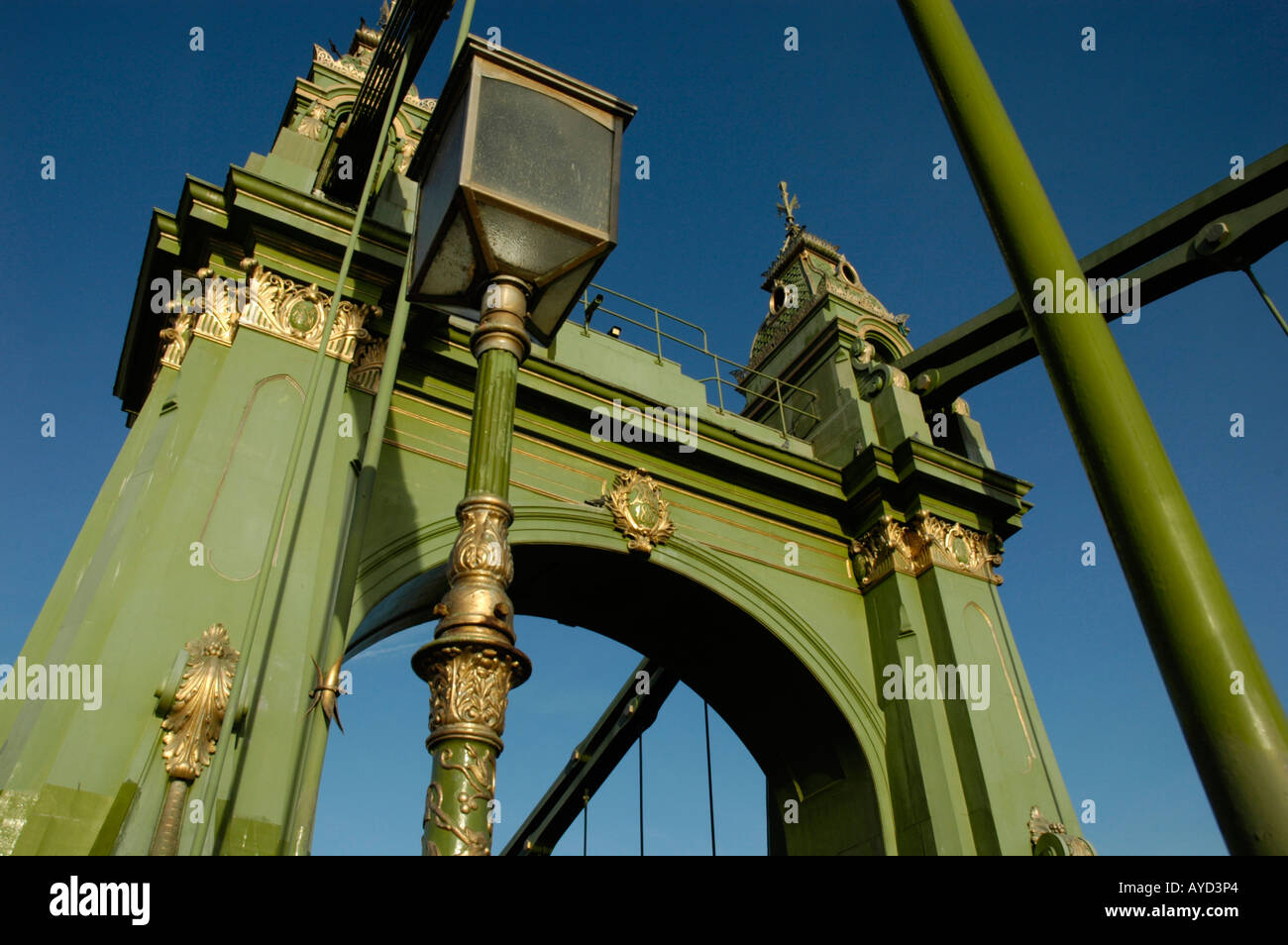 Hammersmith bridge london road hi-res stock photography and images - Alamy