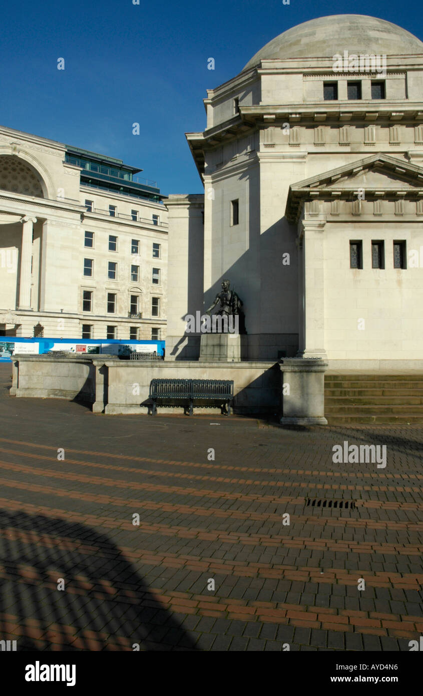Birmingham monuments hi-res stock photography and images - Alamy