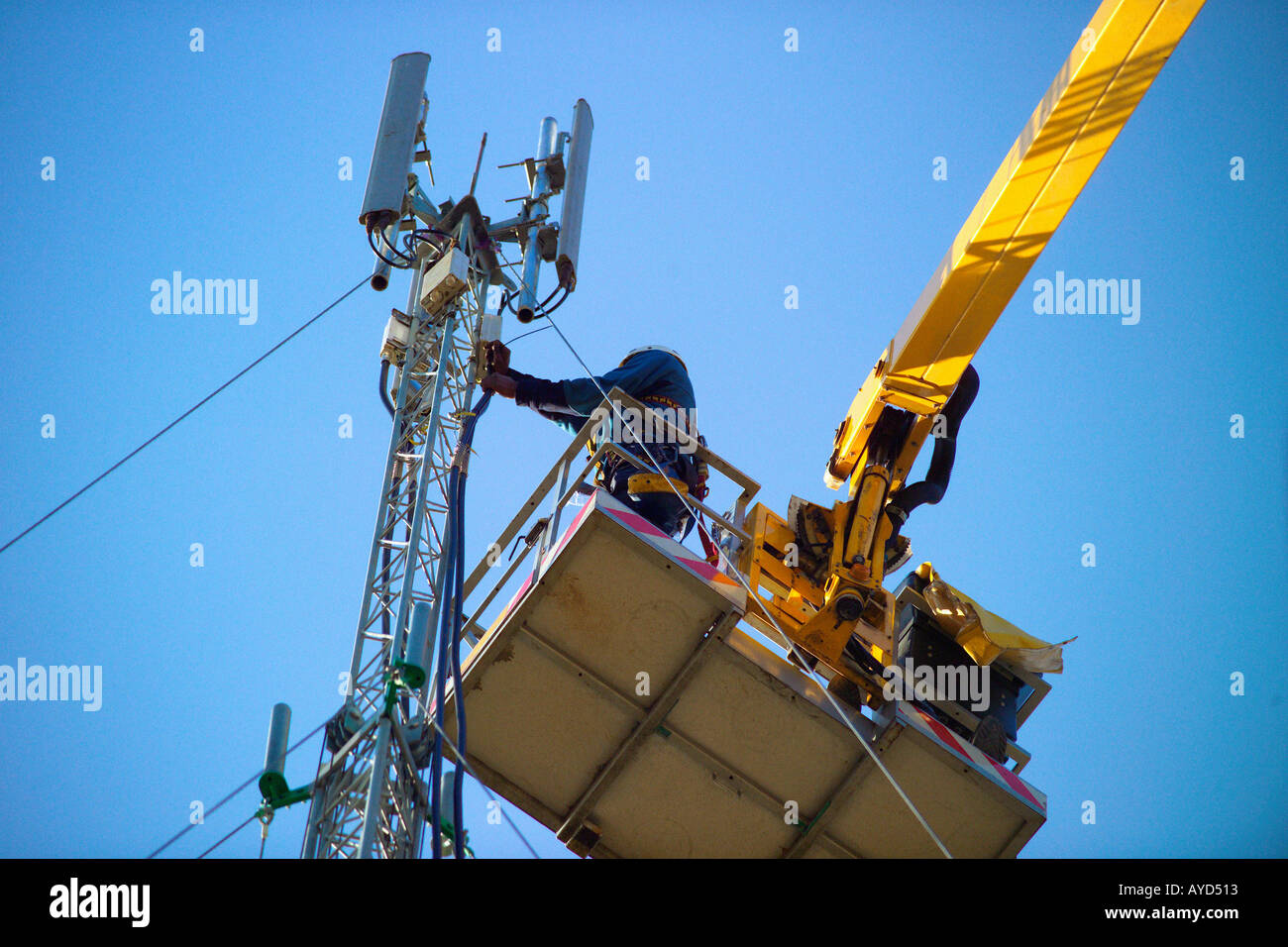 Work mobile mast blue hi-res stock photography and images - Alamy