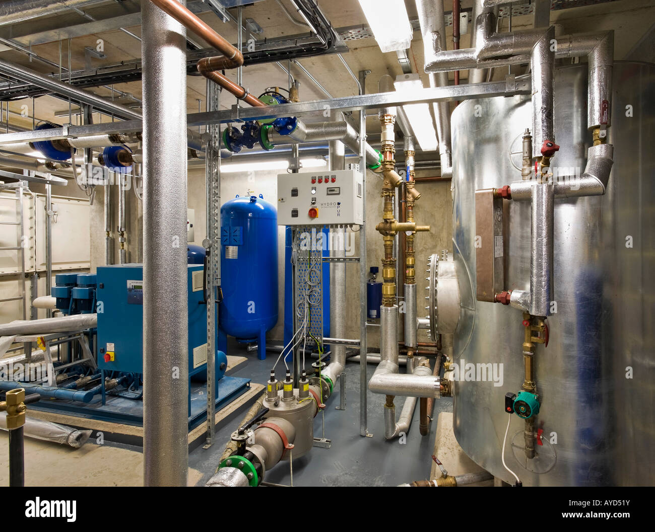 Plantroom hi-res stock photography and images - Alamy