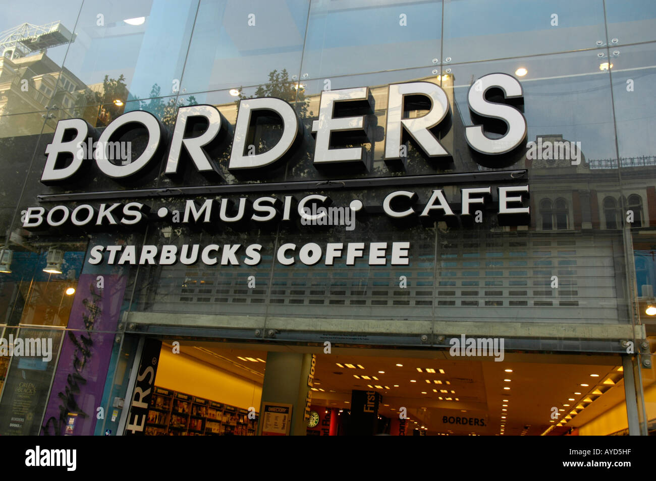 Borders oxford street london hi-res stock photography and images - Alamy