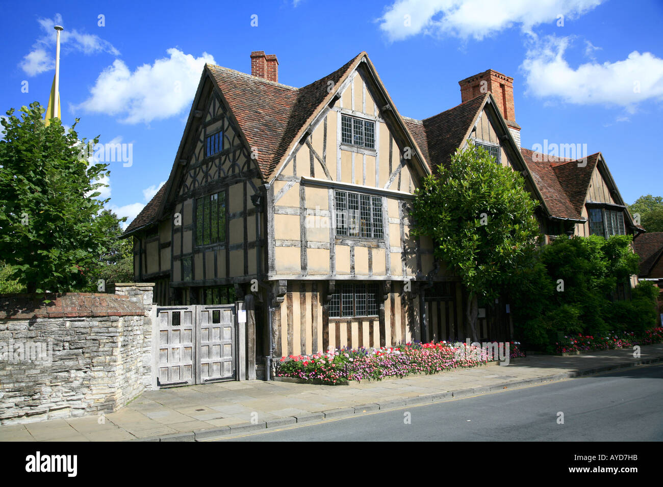 Shakespeares birth place hi-res stock photography and images - Alamy