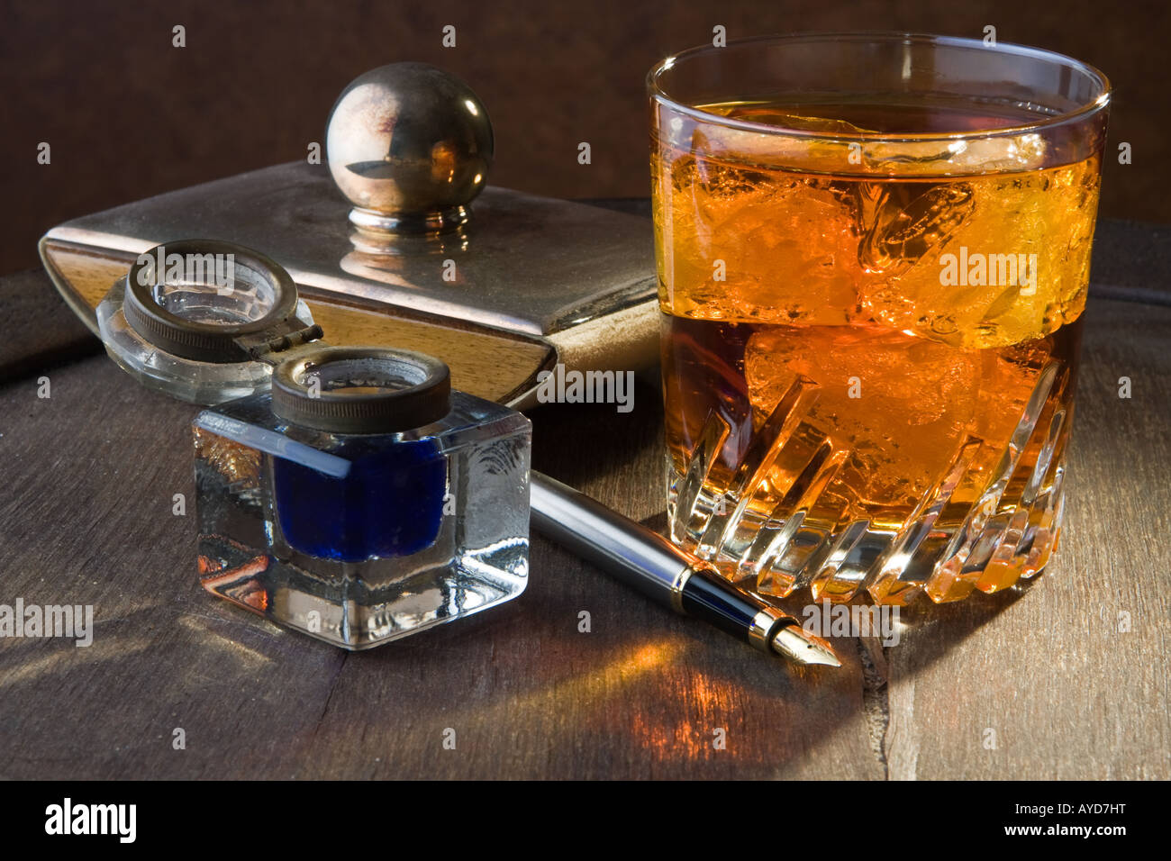 Glass fountain pen hi-res stock photography and images - Alamy