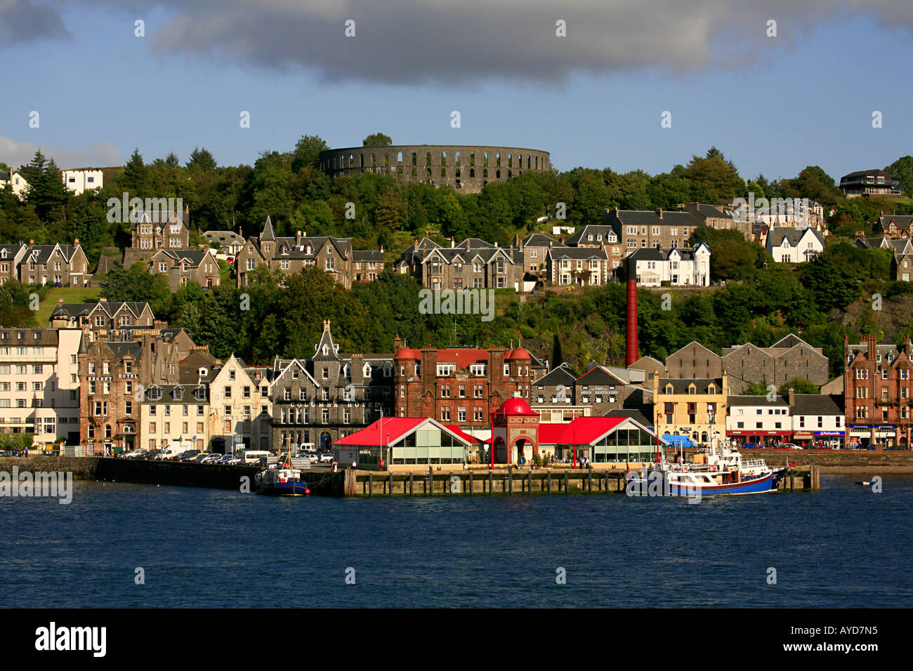 Mccaig's folly hi-res stock photography and images - Alamy