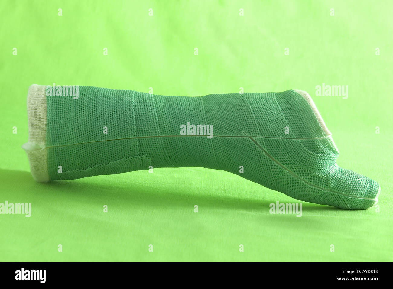 Medical cast texture hi-res stock photography and images - Alamy