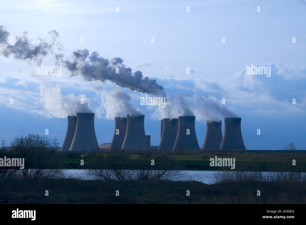 Cottam Power Station Cottam is a 2000MW coal-fired power station with a ...